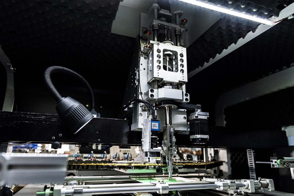 LCX-8800 Radial insertion machine - LCX SMT - Advanced SMT & THT Solution
